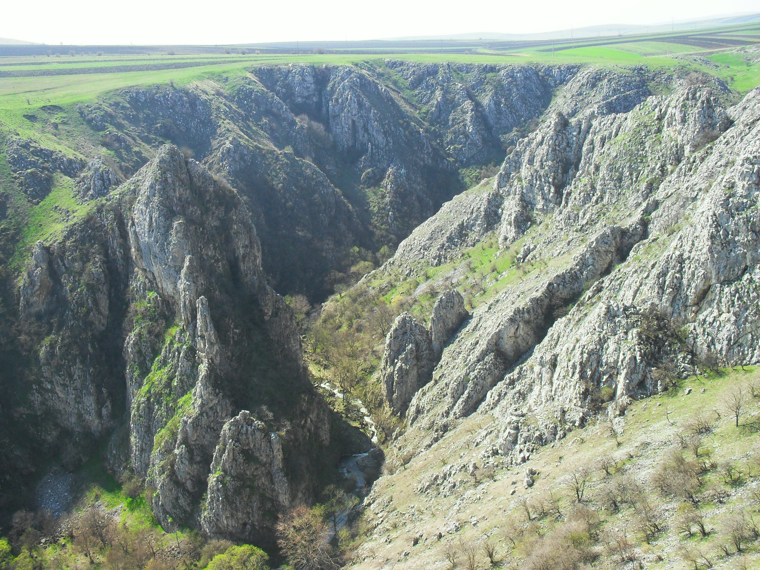 Cheile Rametului, natura de vis din Romania – De prin lume adunate....
